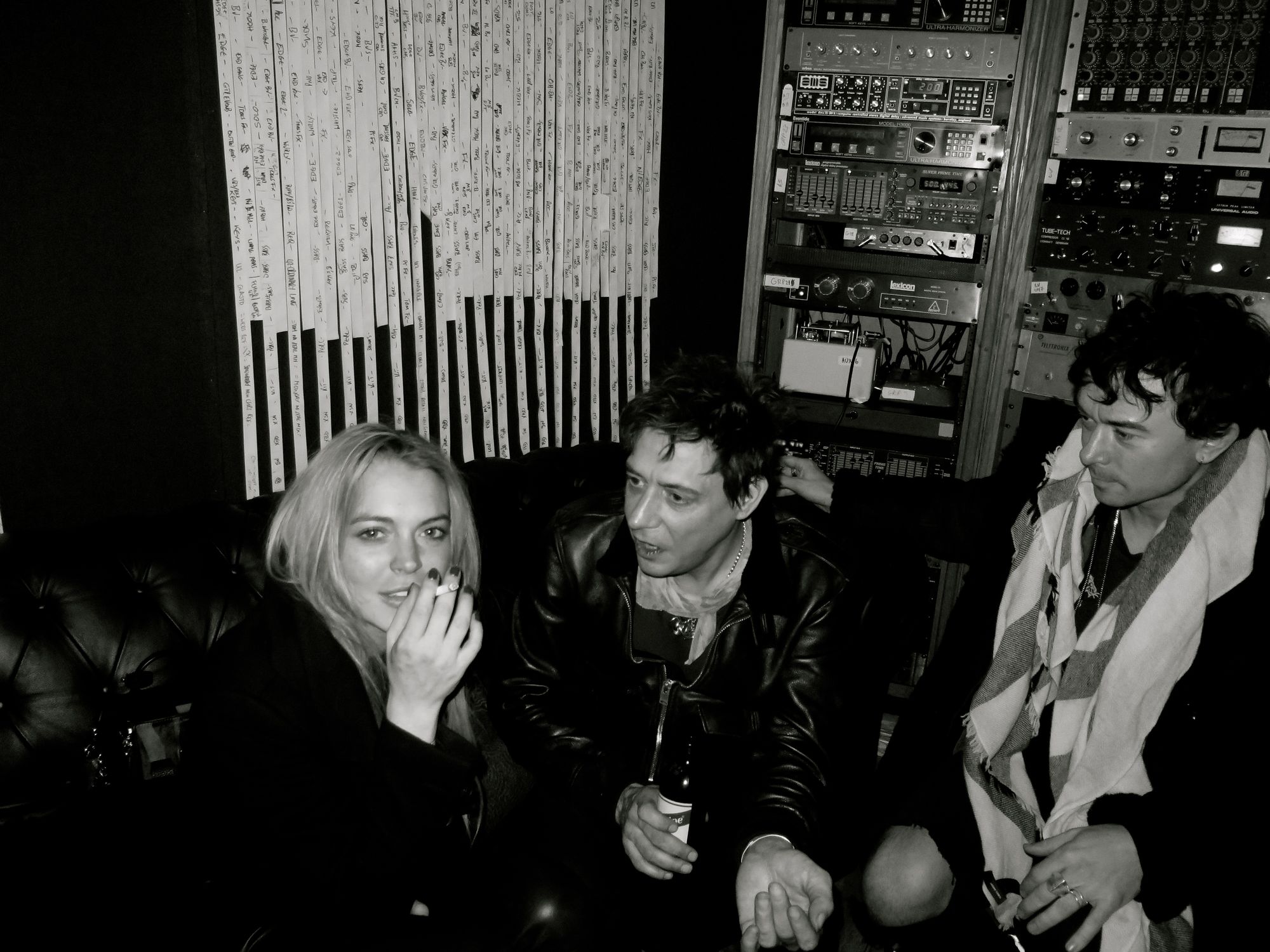 GAVIN DOYLE - SAVETHESOCIETY.COM - SavetheSociety-003 - Oh Linds Photo ...