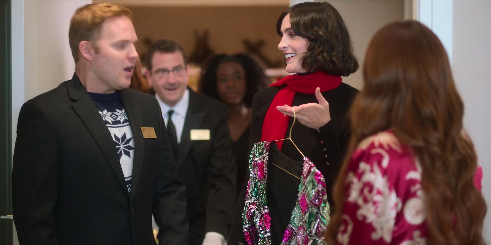 SCREENCAPTURES: MOVIE CAPTURES - 2022-FallingforChristmas-2312 - Oh ...