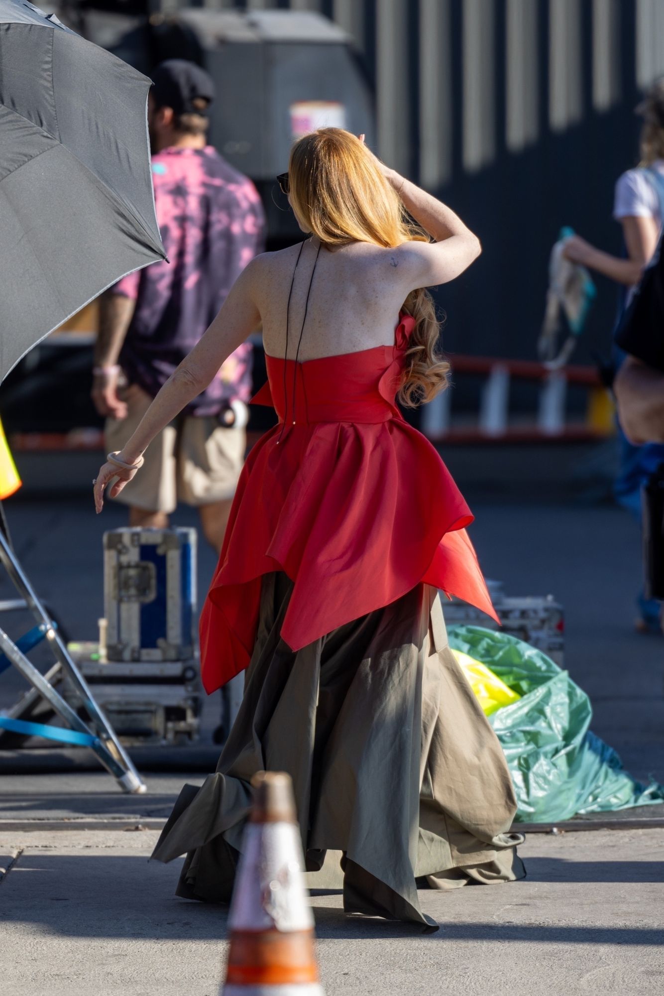 ON SET: WITH JAMIE LEE CURTIS AND CHAD MICHAEL MURRAY IN LOS ANGELES ...